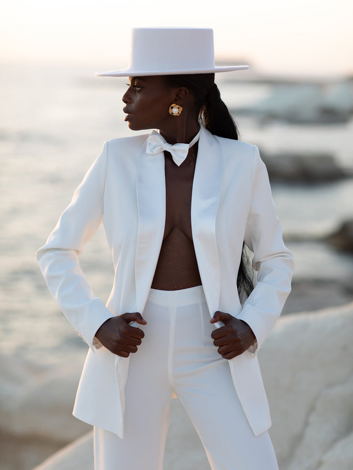 All Clothing – SASHA LOOCHÍ